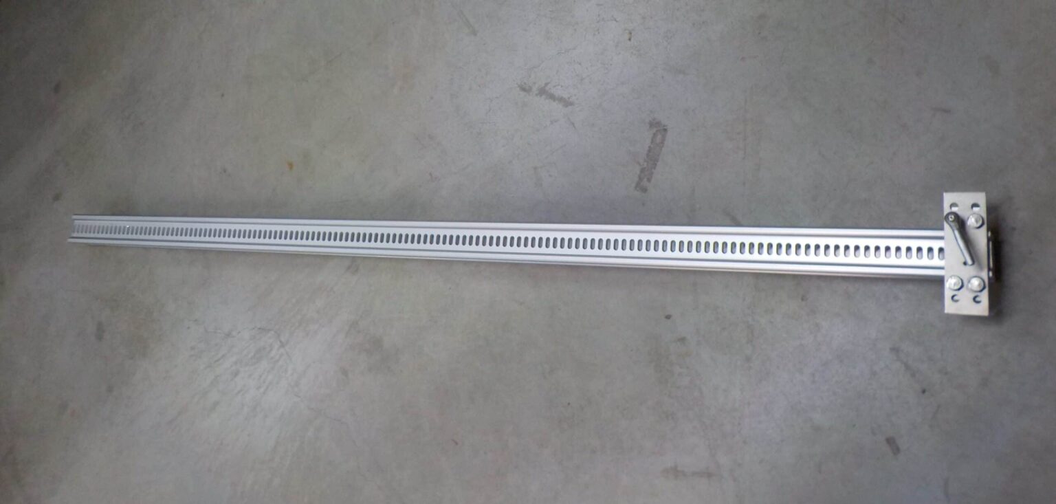 Slotted Rail 2.5" L= 1.820 m / 6' with End Stop. - Peinemann Technical ...